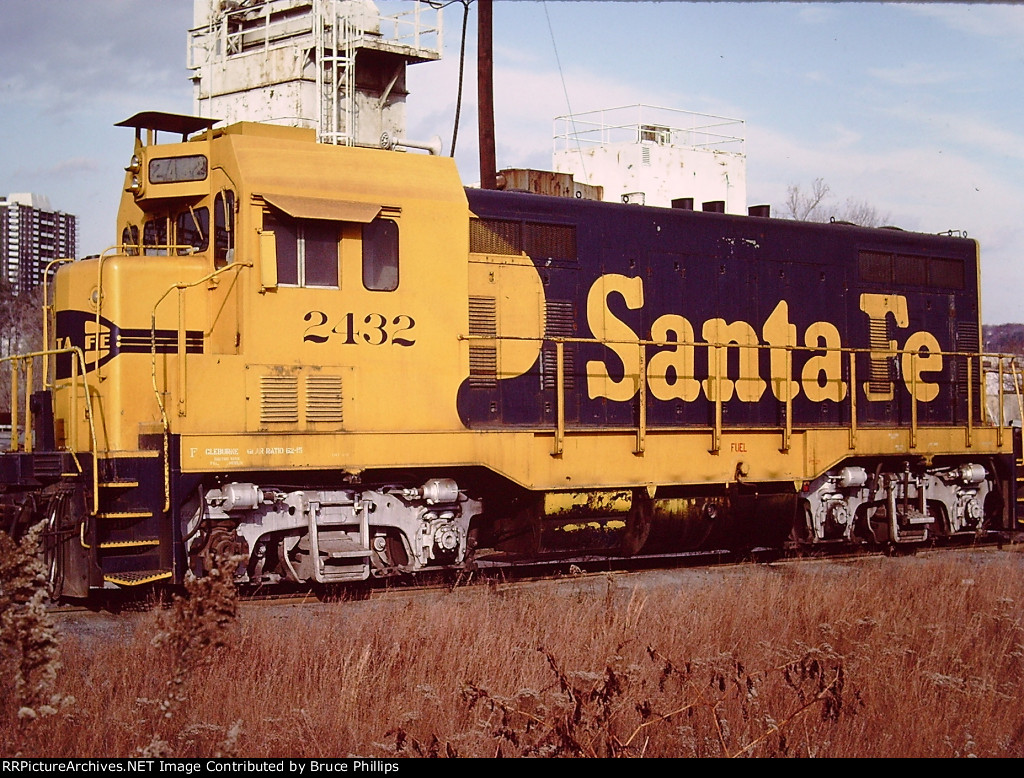 NEWTON Asphalt former ATSF 2432